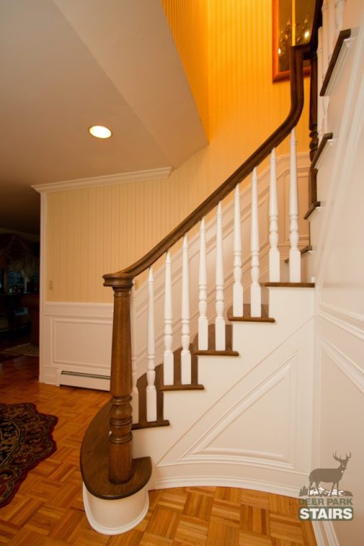 Custom Millwork – Deer Park Stairs
